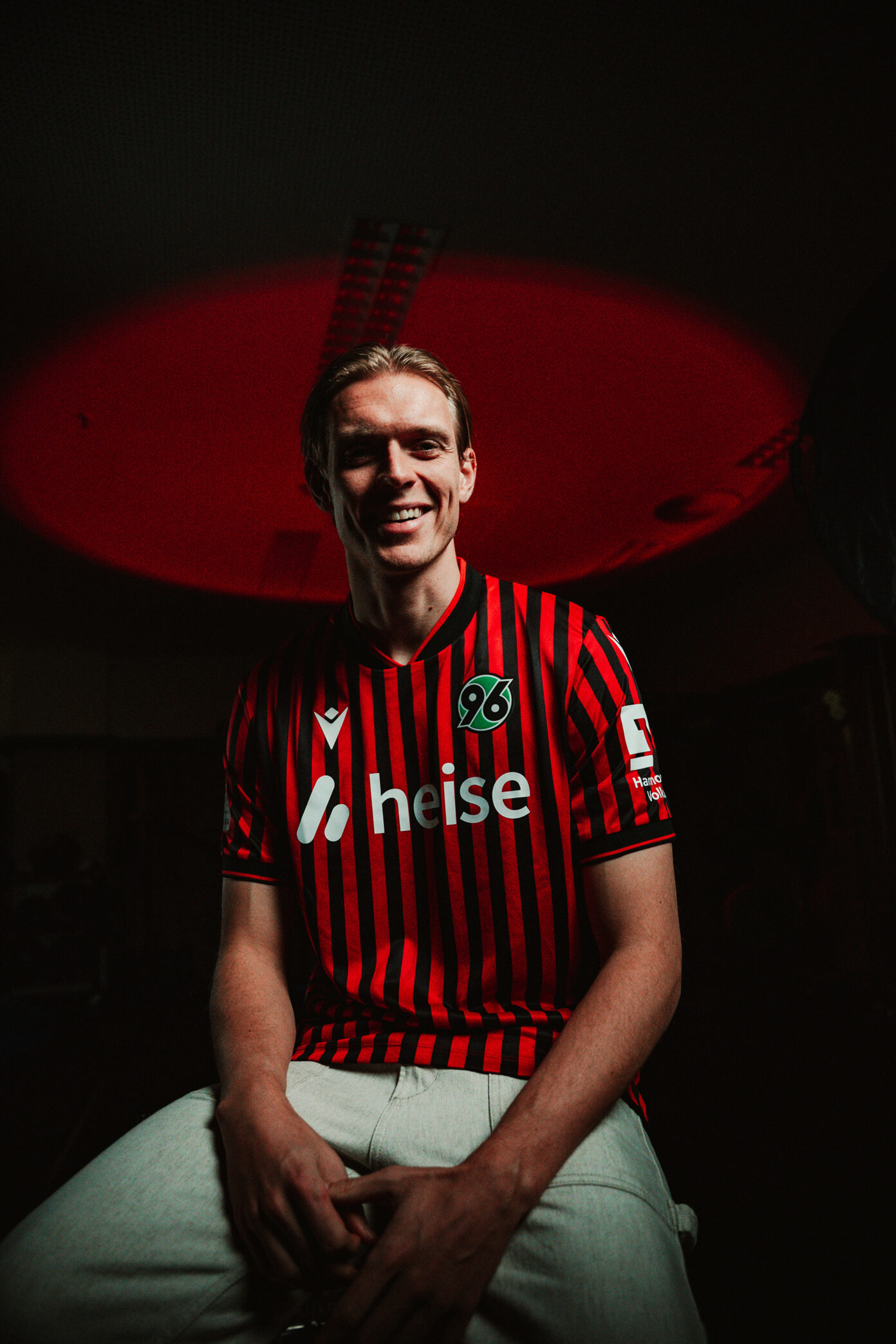 Hannover 96 verpflichtet Stefan Teitur Thordarson von Preston North End ...
